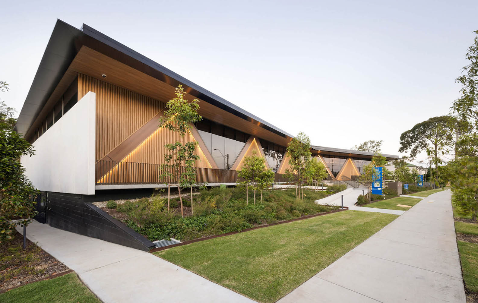Tree Canopy-Inspired Facade at Everton Park Library | Project | Sculptform